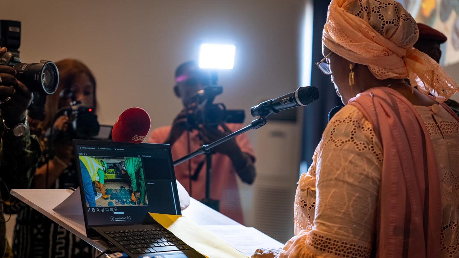 OffBoard Laboratory - Session #7 à Conakry | Plastic Odyssey