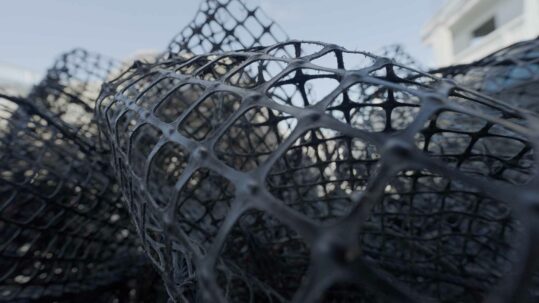 Perliculture et pollution plastique en Polynésie française | Plastic ...