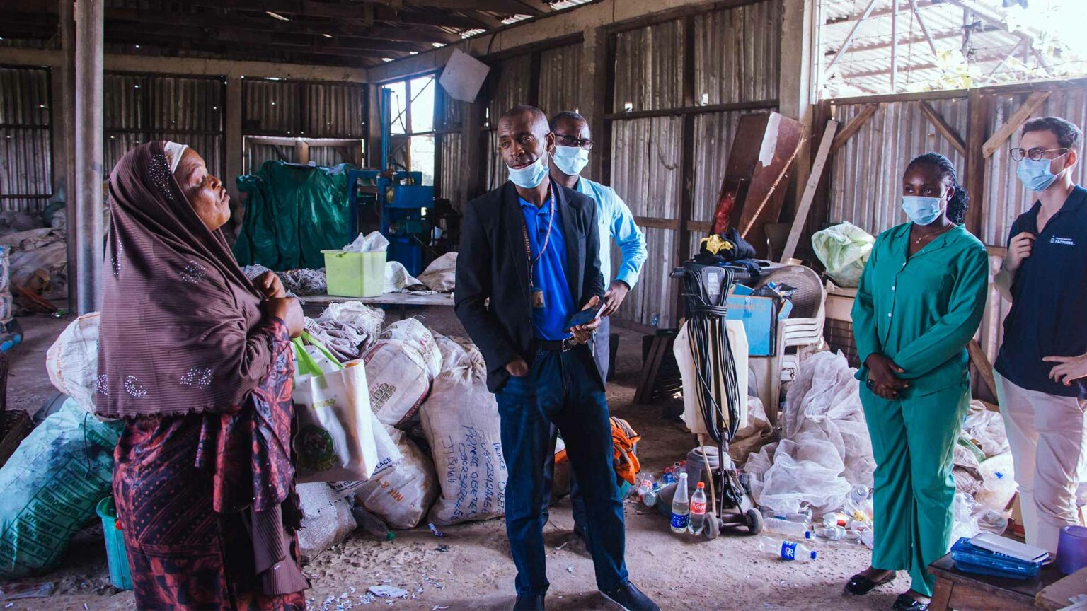 Recycling project launched in Nigeria | Plastic Odyssey