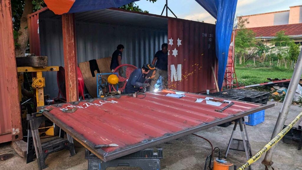 Local Factories, des usines de recyclage clés en main conteneurisées